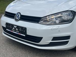 White Volkswagen Golf 2015 in Kedainiai, with an engine capacity of 1.60 L and mileage of 284 thousand km for 6750 €, photo 9 on AUTOMOTO.COM.LV
