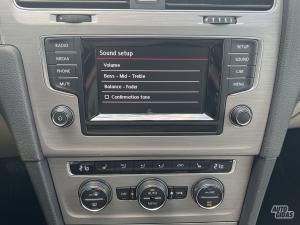 White Volkswagen Golf 2015 in Kedainiai, with an engine capacity of 1.60 L and mileage of 284 thousand km for 6750 €, photo 21 on AUTOMOTO.COM.LV