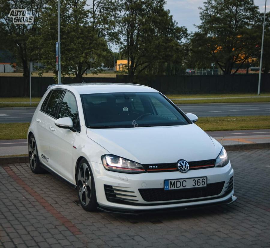 Balts Volkswagen Golf 2015 Šauļi, ar dzinēja tilpumu 2.00 L un nobraukumu 176 tūkst. km par 14999 €, foto 5 vietnē AUTOMOTO.COM.LV