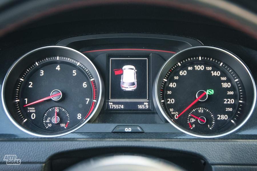 Balts Volkswagen Golf 2015 Šauļi, ar dzinēja tilpumu 2.00 L un nobraukumu 176 tūkst. km par 14999 €, foto 14 vietnē AUTOMOTO.COM.LV