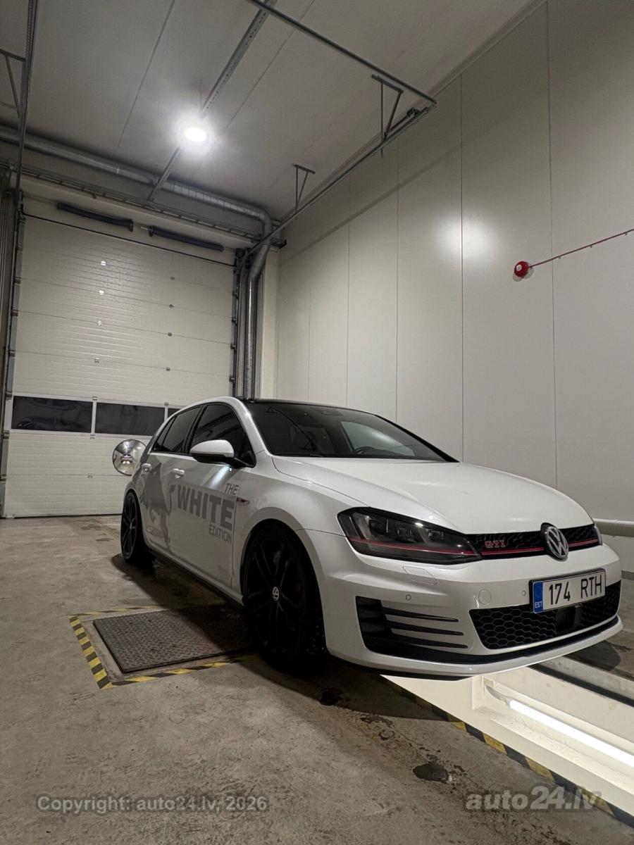 Balts Volkswagen Golf 2015 Tallina, ar dzinēja tilpumu 2.00 L un nobraukumu 184 tūkst. km par 16000 €, foto 3 vietnē AUTOMOTO.COM.LV