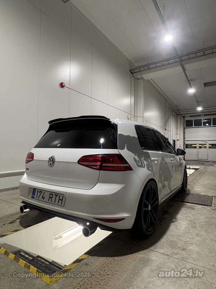Balts Volkswagen Golf 2015 Tallina, ar dzinēja tilpumu 2.00 L un nobraukumu 184 tūkst. km par 16000 €, foto 4 vietnē AUTOMOTO.COM.LV