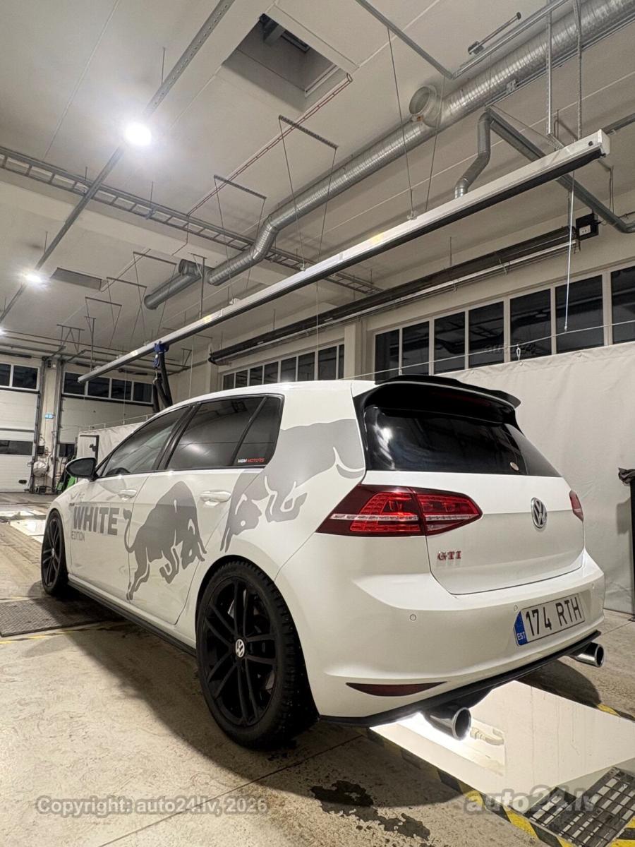 Balts Volkswagen Golf 2015 Tallina, ar dzinēja tilpumu 2.00 L un nobraukumu 184 tūkst. km par 16000 €, foto 5 vietnē AUTOMOTO.COM.LV