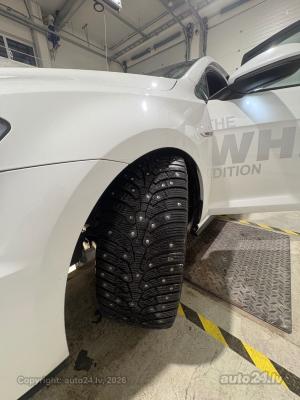 Balts Volkswagen Golf 2015 Tallina, ar dzinēja tilpumu 2.00 L un nobraukumu 184 tūkst. km par 16000 €, foto 13 vietnē AUTOMOTO.COM.LV