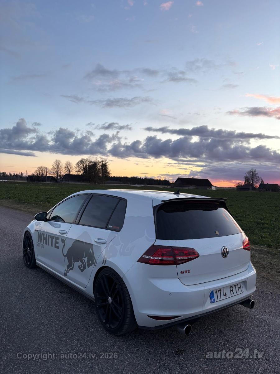 Balts Volkswagen Golf 2015 Tallina, ar dzinēja tilpumu 2.00 L un nobraukumu 184 tūkst. km par 16000 €, foto 14 vietnē AUTOMOTO.COM.LV