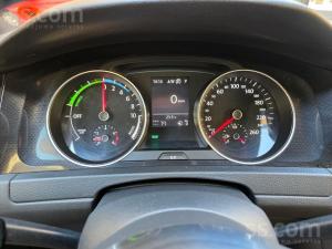 Balts Volkswagen Golf 2015 Rīga, ar dzinēja tilpumu 1.40 L un nobraukumu 201 tūkst. km par 9500 €, foto 6 vietnē AUTOMOTO.COM.LV