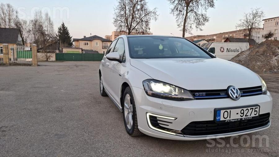 Balts Volkswagen Golf 2015 Daugavpils, ar dzinēja tilpumu 1.40 L un nobraukumu 196 tūkst. km par 9550 €, foto 1 vietnē AUTOMOTO.COM.LV