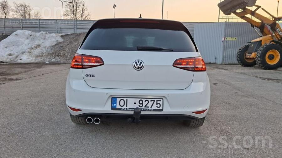 Balts Volkswagen Golf 2015 Daugavpils, ar dzinēja tilpumu 1.40 L un nobraukumu 196 tūkst. km par 9550 €, foto 5 vietnē AUTOMOTO.COM.LV