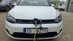 Balts Volkswagen Golf 2015 Daugavpils, ar dzinēja tilpumu 1.40 L un nobraukumu 196 tūkst. km par 9550 €, foto 9 vietnē AUTOMOTO.COM.LV