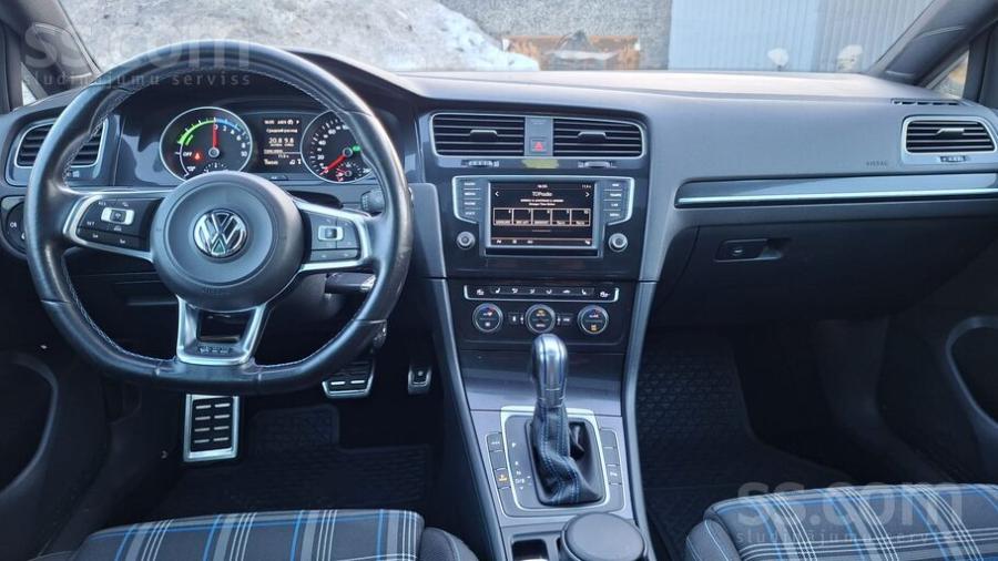 Balts Volkswagen Golf 2015 Daugavpils, ar dzinēja tilpumu 1.40 L un nobraukumu 196 tūkst. km par 9550 €, foto 14 vietnē AUTOMOTO.COM.LV