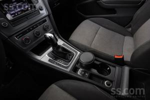 Balts Volkswagen Golf 2015 Jelgava, ar dzinēja tilpumu 1.60 L un nobraukumu 264 tūkst. km par 5250 €, foto 12 vietnē AUTOMOTO.COM.LV