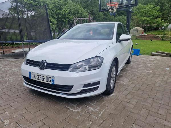 Balts Volkswagen Golf 2015 Viļņa, ar dzinēja tilpumu 1.60 L un nobraukumu 147 tūkst. km par 5500 €, foto 1 vietnē AUTOMOTO.COM.LV