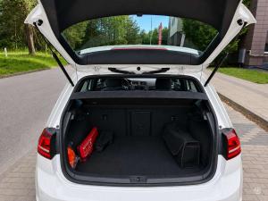 White Volkswagen Golf 2015 in Vilnius, with an engine capacity of 1.40 L and mileage of 241 thousand km for 8350 €, photo 19 on AUTOMOTO.COM.LV