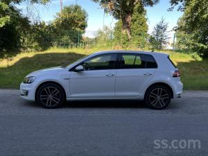 Balts Volkswagen Golf 2015 Rīga, ar dzinēja tilpumu 1.40 L un nobraukumu 202 tūkst. km par 8900 €, foto 5 vietnē AUTOMOTO.COM.LV