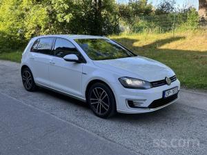 Balts Volkswagen Golf 2015 Rīga, ar dzinēja tilpumu 1.40 L un nobraukumu 202 tūkst. km par 8900 €, foto 8 vietnē AUTOMOTO.COM.LV