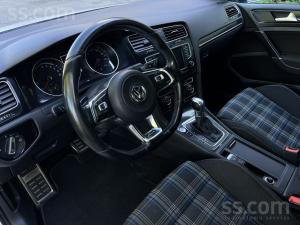 Balts Volkswagen Golf 2015 Rīga, ar dzinēja tilpumu 1.40 L un nobraukumu 202 tūkst. km par 8900 €, foto 18 vietnē AUTOMOTO.COM.LV