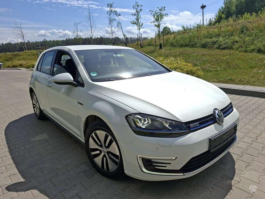 Белый Фольксваген Гольф 2015 в Вильнюс, объемом двигателя 1.40 л и пробегом 241 тыс. км за 8250 €, фото 5 на AUTOMOTO.COM.LV
