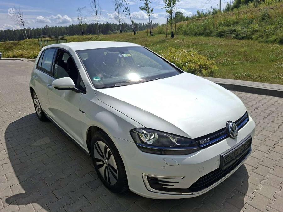 Белый Фольксваген Гольф 2015 в Вильнюс, объемом двигателя 1.40 л и пробегом 241 тыс. км за 8250 €, фото 9 на AUTOMOTO.COM.LV