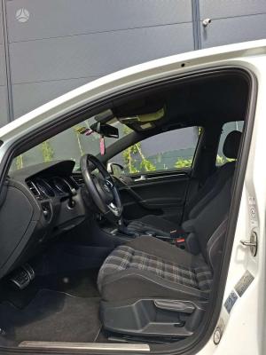Белый Фольксваген Гольф 2015 в Вильнюс, объемом двигателя 1.40 л и пробегом 241 тыс. км за 8250 €, фото 11 на AUTOMOTO.COM.LV