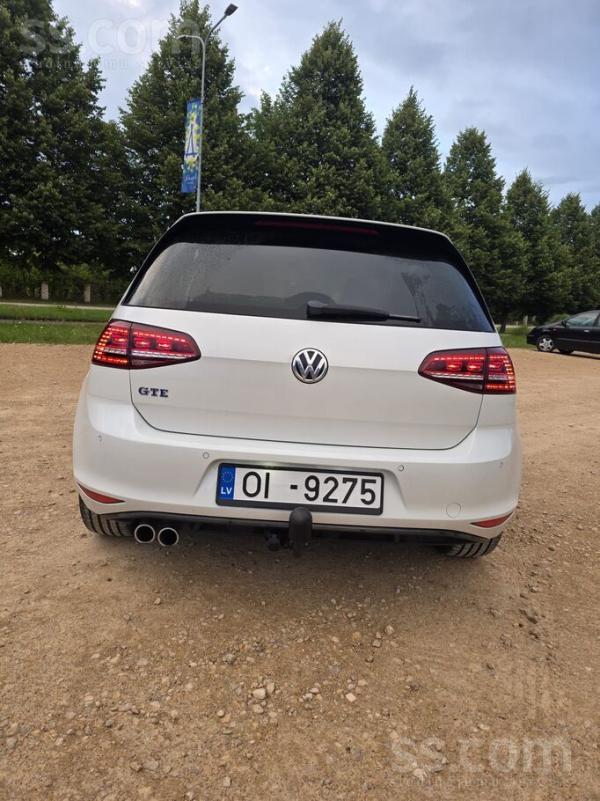 White Volkswagen Golf 2015 in Riga, with an engine capacity of 1.40 L and mileage of 203 thousand km for 8000 €, photo 4 on AUTOMOTO.COM.LV