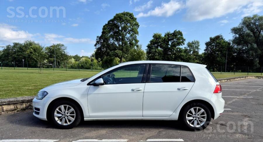 Balts Volkswagen Golf 2015 Rīga, ar dzinēja tilpumu 1.40 L un nobraukumu 241 tūkst. km par 5900 €, foto 4 vietnē AUTOMOTO.COM.LV