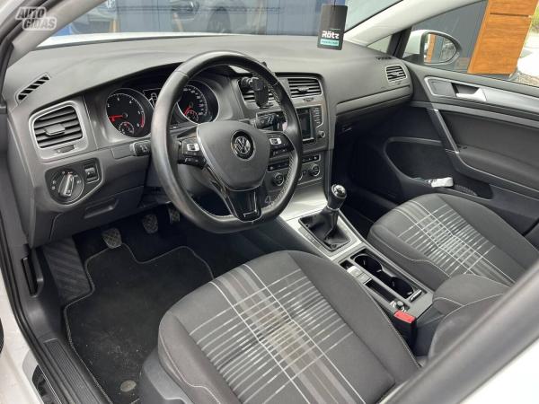 Balts Volkswagen Golf 2015 Kauņa, ar dzinēja tilpumu 1.60 L un nobraukumu 270 tūkst. km par 6200 €, foto 6 vietnē AUTOMOTO.COM.LV