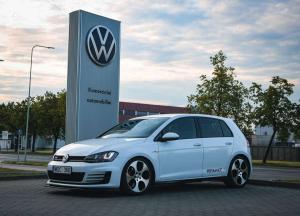 White Volkswagen Golf 2015 in Siauliai, with an engine capacity of 1.98 L and mileage of 176 thousand km for 14600 €, photo  on AUTOMOTO.COM.LV