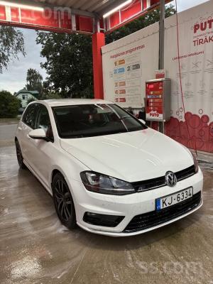 White Volkswagen Golf 2015 in Dobele, with an engine capacity of 1.60 L and mileage of 344 thousand km for 4700 €, photo 3 on AUTOMOTO.COM.LV