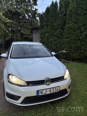 White Volkswagen Golf 2015 in Dobele, with an engine capacity of 1.60 L and mileage of 344 thousand km for 4700 €, photo 8 on AUTOMOTO.COM.LV