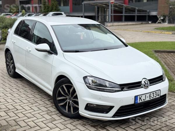 White Volkswagen Golf 2015 in Riga, with an engine capacity of 1.60 L and mileage of 329 thousand km for 5990 €, photo 1 on AUTOMOTO.COM.LV