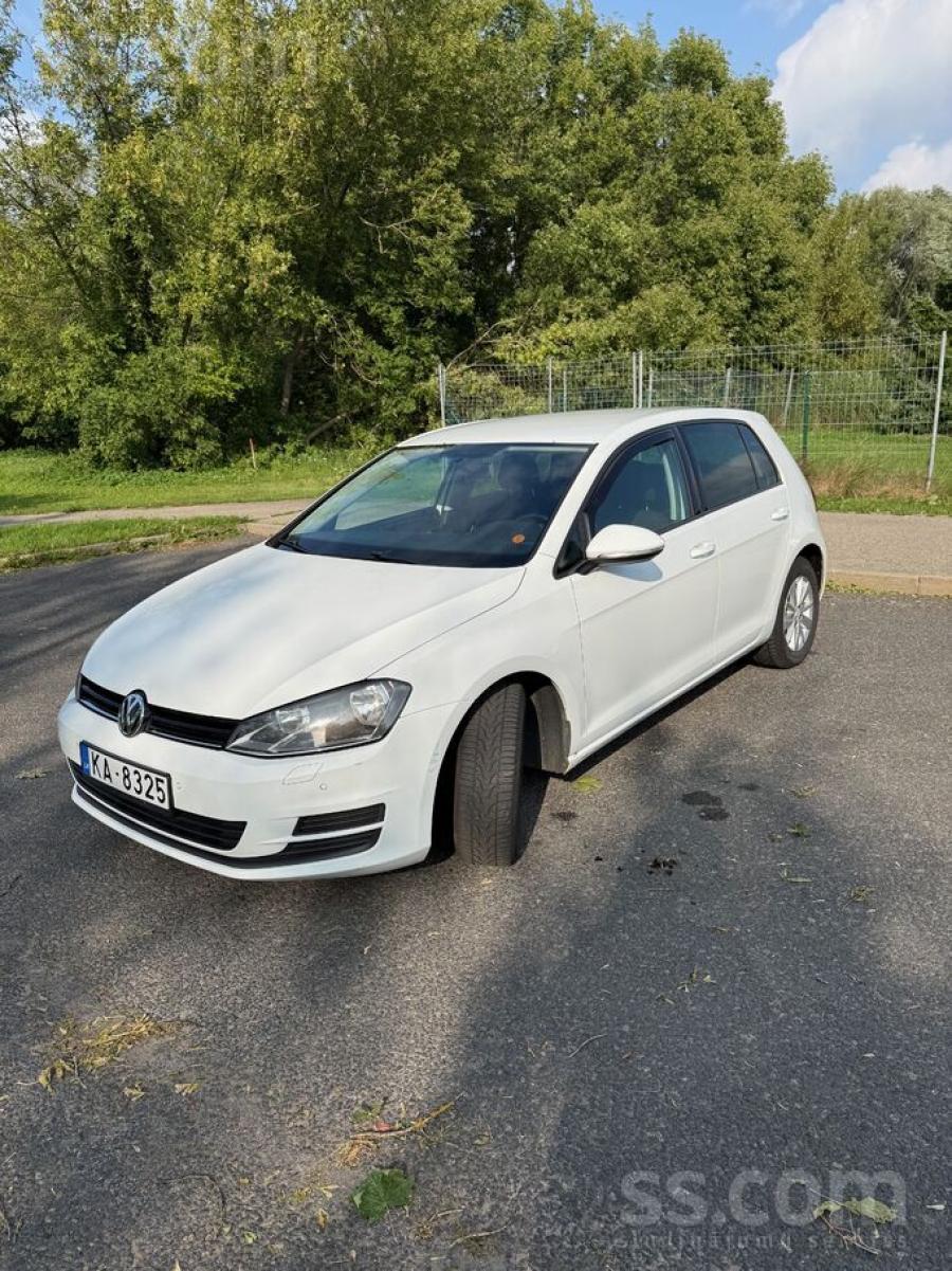 White Volkswagen Golf 2015 in Riga, with an engine capacity of 1.40 L and mileage of 238 thousand km for 5300 €, photo 11 on AUTOMOTO.COM.LV