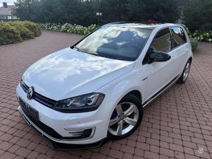 White Volkswagen Golf 2015 in Kelme, with an engine capacity of 1.40 L and mileage of 165 thousand km for 9200 €, photo  on AUTOMOTO.COM.LV