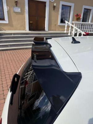 White Volkswagen Golf 2015 in Kelme, with an engine capacity of 1.40 L and mileage of 165 thousand km for 9200 €, photo 22 on AUTOMOTO.COM.LV