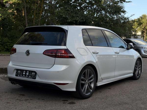 Фольксваген Гольф 2015 в Рокишкис на AUTOMOTO.COM.LV Белый Фольксваген Гольф 2015 в Рокишкис, объемом двигателя 1.97 л и пробегом 360 тыс. км за 7650 €, фото 9 на AUTOMOTO.COM.LV