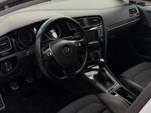 Balts Volkswagen Golf 2015 Rokiškis, ar dzinēja tilpumu 1.97 L un nobraukumu 360 tūkst. km par 7650 €, foto 26 vietnē AUTOMOTO.COM.LV