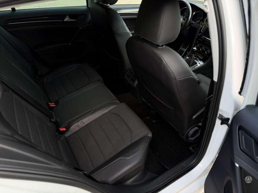 Balts Volkswagen Golf 2015 Rokiškis, ar dzinēja tilpumu 1.97 L un nobraukumu 360 tūkst. km par 7650 €, foto 30 vietnē AUTOMOTO.COM.LV