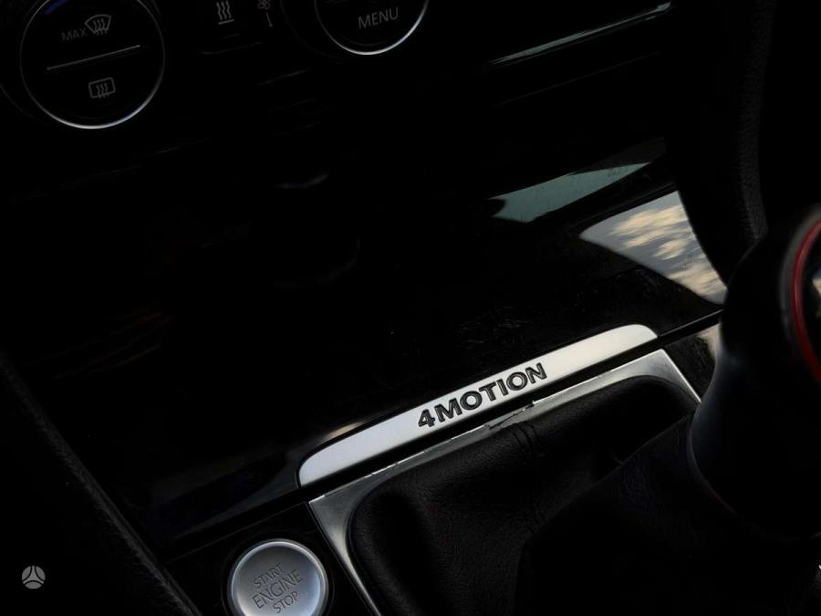 Balts Volkswagen Golf 2015 Rokiškis, ar dzinēja tilpumu 1.97 L un nobraukumu 360 tūkst. km par 7650 €, foto 37 vietnē AUTOMOTO.COM.LV