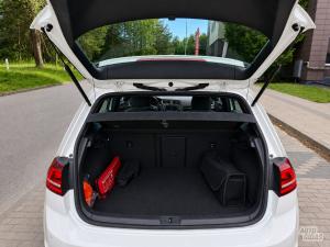 White Volkswagen Golf 2015 in Vilnius, with an engine capacity of 1.40 L and mileage of 241 thousand km for 9050 €, photo 19 on AUTOMOTO.COM.LV