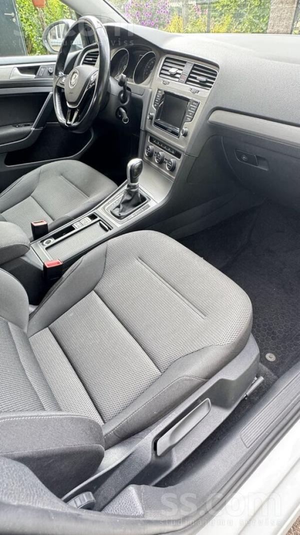Balts Volkswagen Golf 2015 Rīga, ar dzinēja tilpumu 1.40 L un nobraukumu 152 tūkst. km par 8250 €, foto 8 vietnē AUTOMOTO.COM.LV