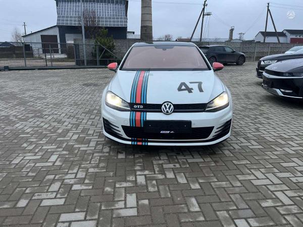 Balts Volkswagen Golf 2016 Tauragė, ar dzinēja tilpumu 1.97 L un nobraukumu 262 tūkst. km par 8400 €, foto 3 vietnē AUTOMOTO.COM.LV