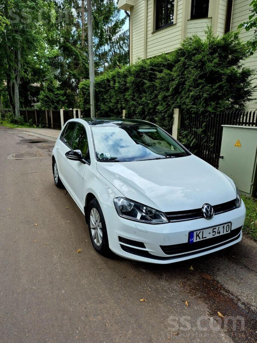 White Volkswagen Golf 2016 in Riga, with an engine capacity of 1.40 L and mileage of 153 thousand km for 6990 €, photo 1 on AUTOMOTO.COM.LV