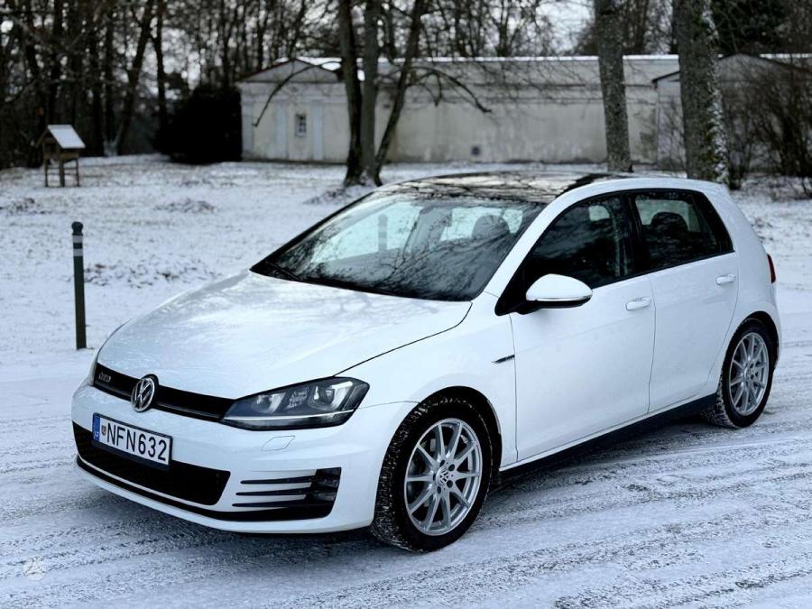 Balts Volkswagen Golf 2016 Viļņa, ar dzinēja tilpumu 1.97 L un nobraukumu 162 tūkst. km par 8900 €, foto 2 vietnē AUTOMOTO.COM.LV
