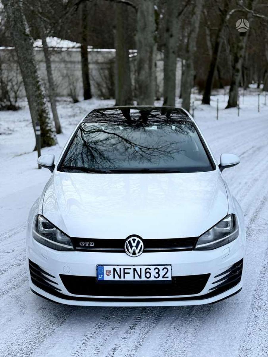 Balts Volkswagen Golf 2016 Viļņa, ar dzinēja tilpumu 1.97 L un nobraukumu 162 tūkst. km par 8900 €, foto 4 vietnē AUTOMOTO.COM.LV