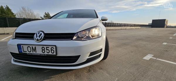 White Volkswagen Golf 2016 in Vilnius, with an engine capacity of 1.80 L and mileage of 117 thousand km for 7999 €, photo 4 on AUTOMOTO.COM.LV