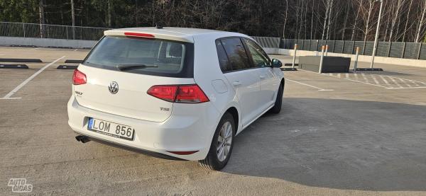 White Volkswagen Golf 2016 in Vilnius, with an engine capacity of 1.80 L and mileage of 117 thousand km for 7999 €, photo 10 on AUTOMOTO.COM.LV