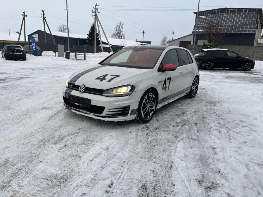 Balts Volkswagen Golf 2016 Tauragė, ar dzinēja tilpumu 1.97 L un nobraukumu 262 tūkst. km par 8400 €, foto 7 vietnē AUTOMOTO.COM.LV