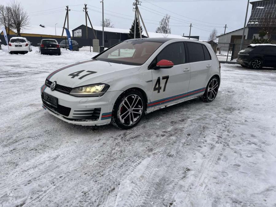 Balts Volkswagen Golf 2016 Tauragė, ar dzinēja tilpumu 1.97 L un nobraukumu 262 tūkst. km par 8400 €, foto 9 vietnē AUTOMOTO.COM.LV