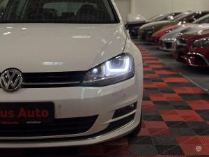 White Volkswagen Golf 2016 in Vilnius, with an engine capacity of 1.40 L and mileage of 152 thousand km for 7700 €, photo 7 on AUTOMOTO.COM.LV