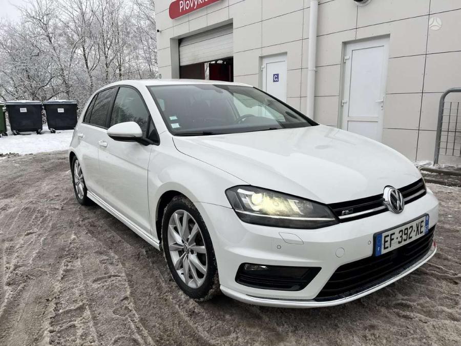 White Volkswagen Golf 2016 in Kaunas, with an engine capacity of 2.00 L and mileage of 277 thousand km for 8999 €, photo 1 on AUTOMOTO.COM.LV
