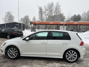 White Volkswagen Golf 2016 in Kaunas, with an engine capacity of 2.00 L and mileage of 277 thousand km for 8999 €, photo 5 on AUTOMOTO.COM.LV